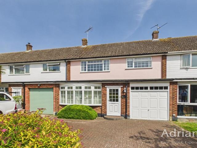 4 bedroom terraced house for sale