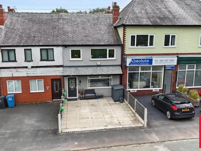4 bedroom terraced house for sale