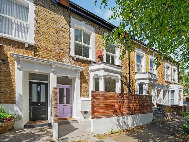 4 bedroom terraced house for sale