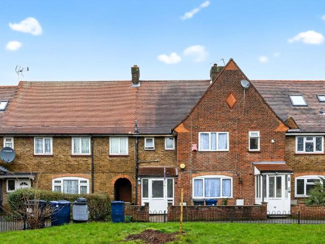 4 bedroom terraced house for sale
