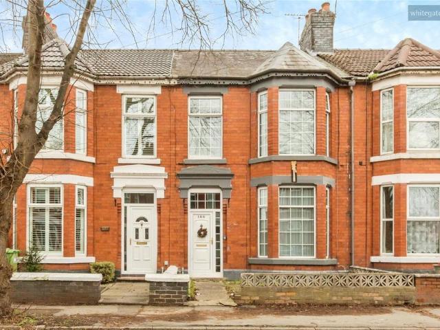 4 bedroom terraced house for sale
