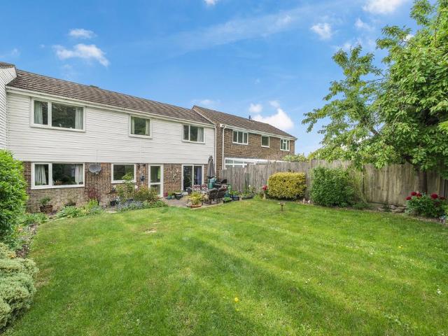 4 bedroom terraced house for sale