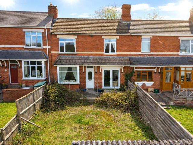 4 bedroom terraced house for sale
