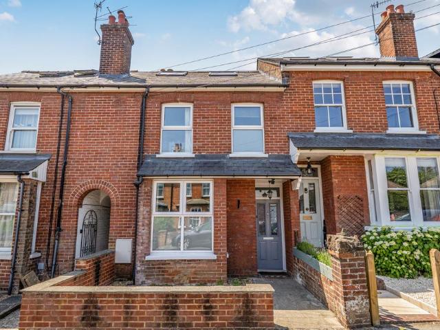4 bedroom terraced house for sale