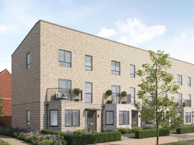 4 bedroom terraced house for sale