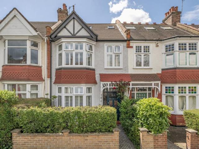 4 bedroom terraced house for sale