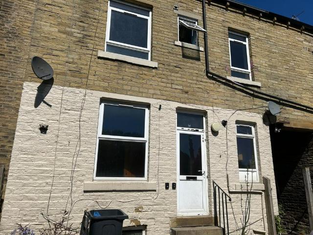 4 bedroom terraced house for sale