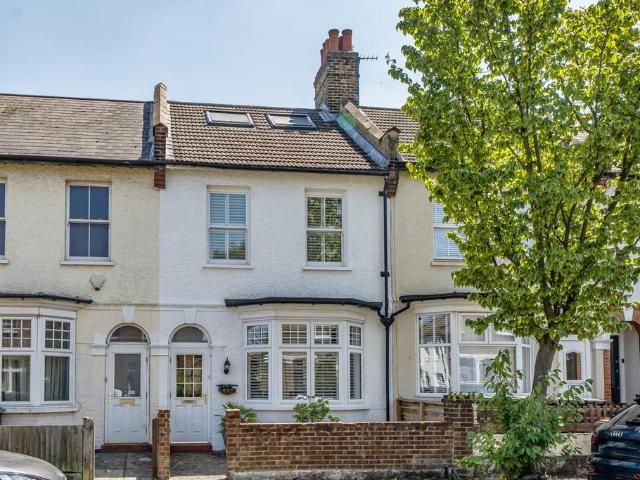 4 bedroom terraced house for sale