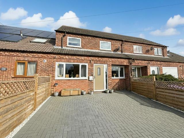 4 bedroom terraced house for sale
