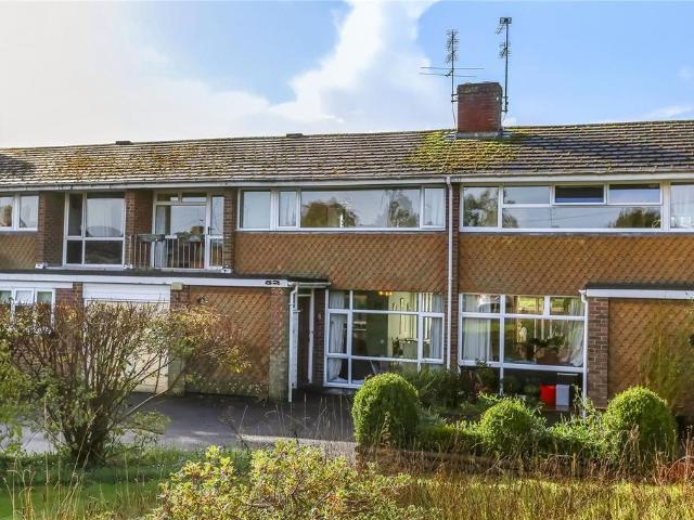 4 bedroom terraced house for sale