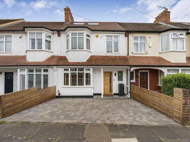 4 bedroom terraced house for sale