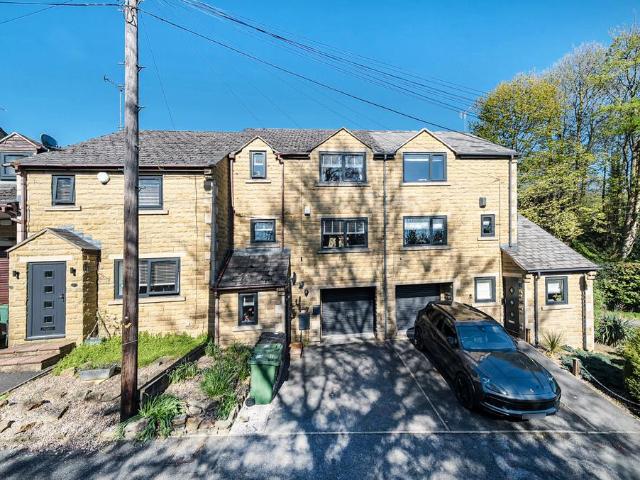 4 bedroom terraced house for sale