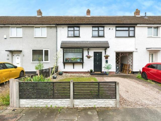 4 bedroom terraced house for sale