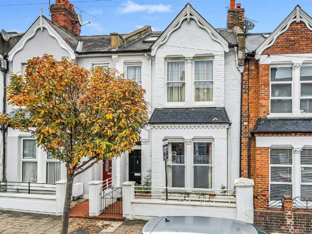 4 bedroom terraced house for sale