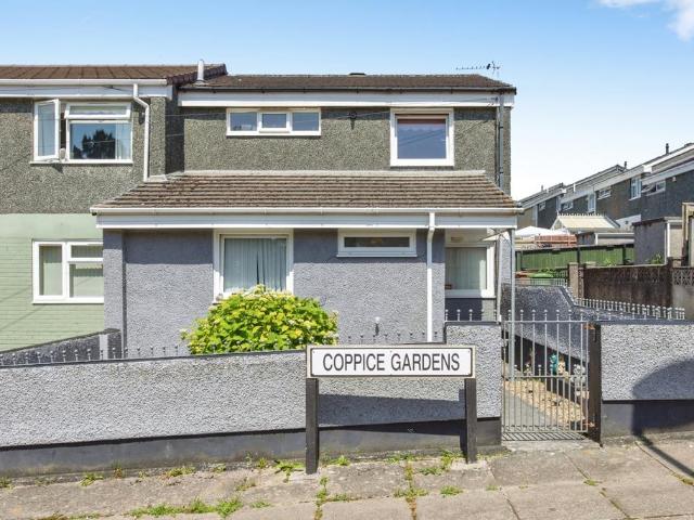 4 bedroom terraced house for sale
