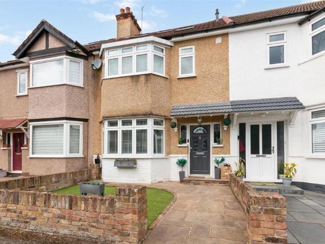 4 bedroom terraced house for sale