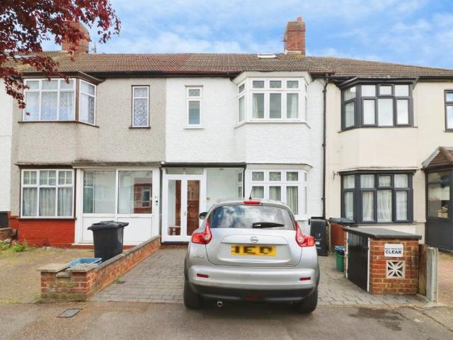 4 bedroom terraced house for sale