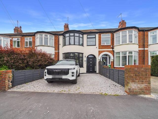 4 bedroom terraced house for sale