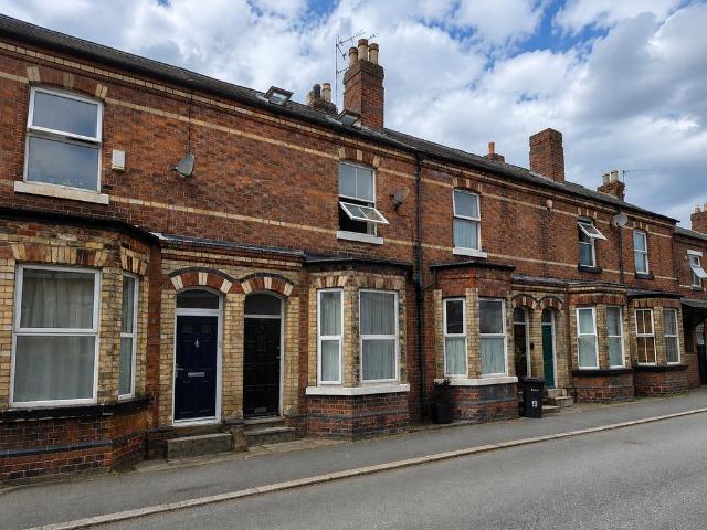 4 bedroom terraced house for sale