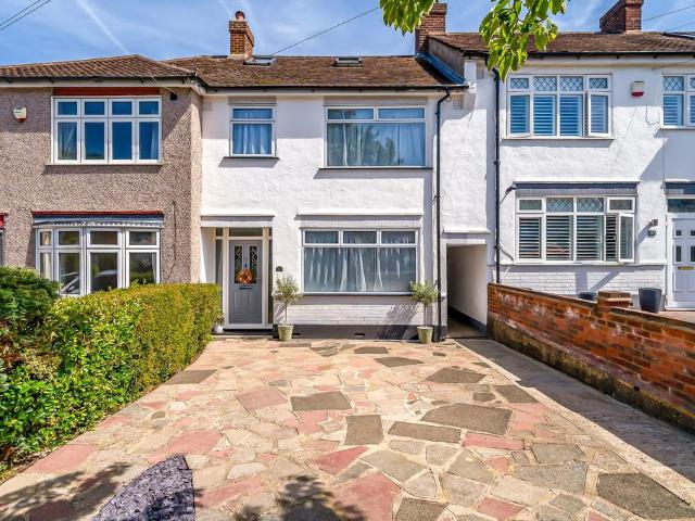 4 bedroom terraced house for sale