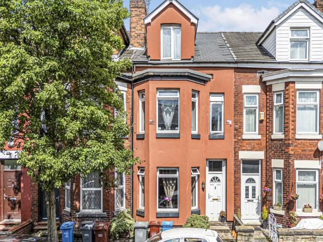 4 bedroom terraced house for sale