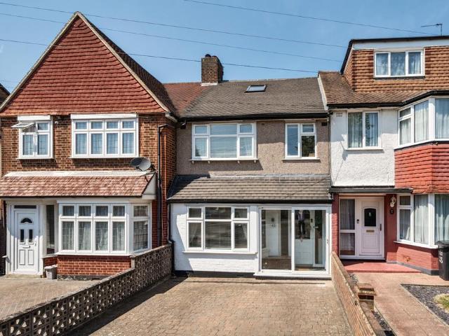 4 bedroom terraced house for sale