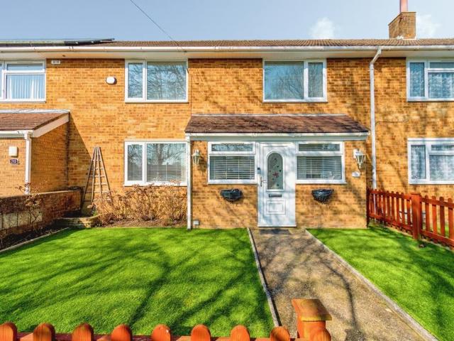 4 bedroom terraced house for sale