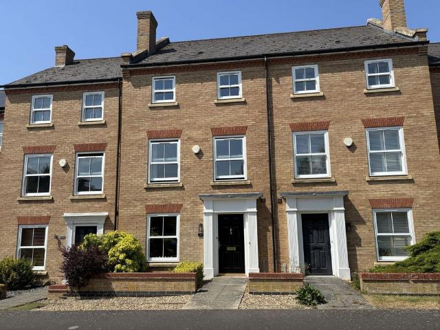 4 bedroom terraced house for sale