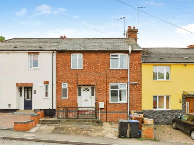 4 bedroom terraced house for sale