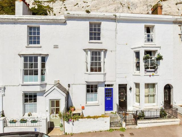 4 bedroom terraced house for sale