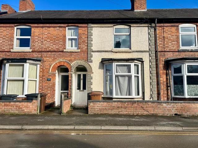 4 bedroom terraced house for sale