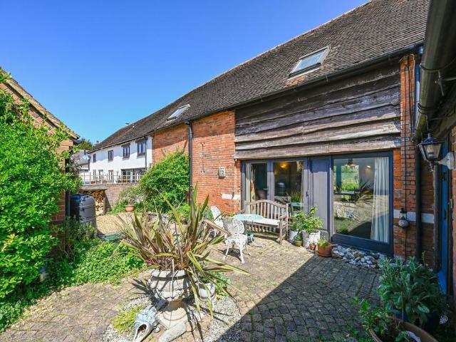 4 bedroom barn for sale