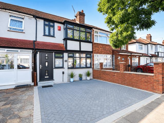 4 bedroom terraced house for sale