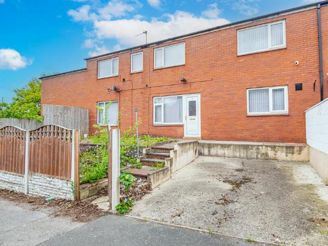 4 bedroom terraced house for sale