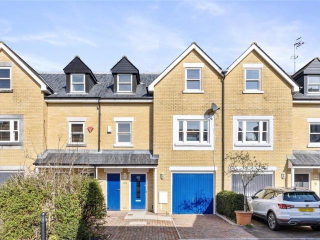 4 bedroom terraced house for sale