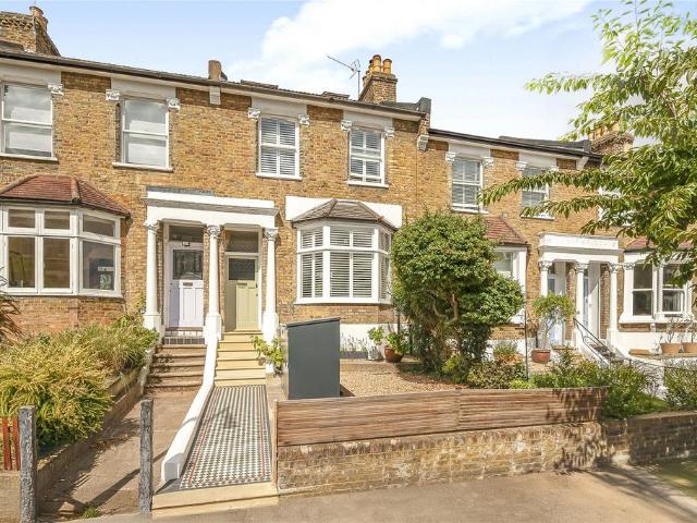 4 bedroom terraced house for sale