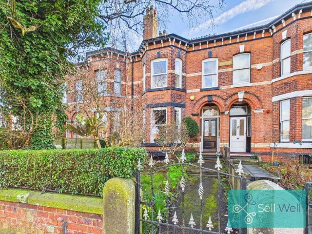 4 bedroom terraced house for sale
