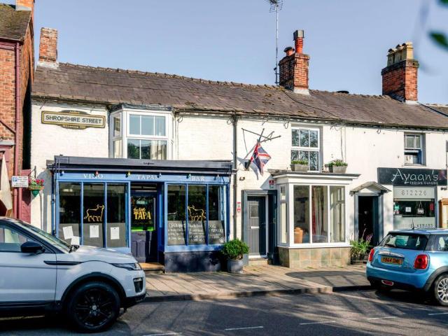4 bedroom terraced house for sale