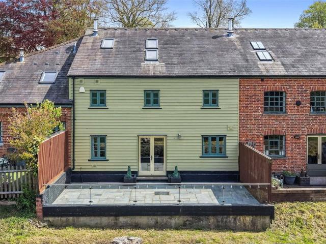 4 bedroom terraced house for sale