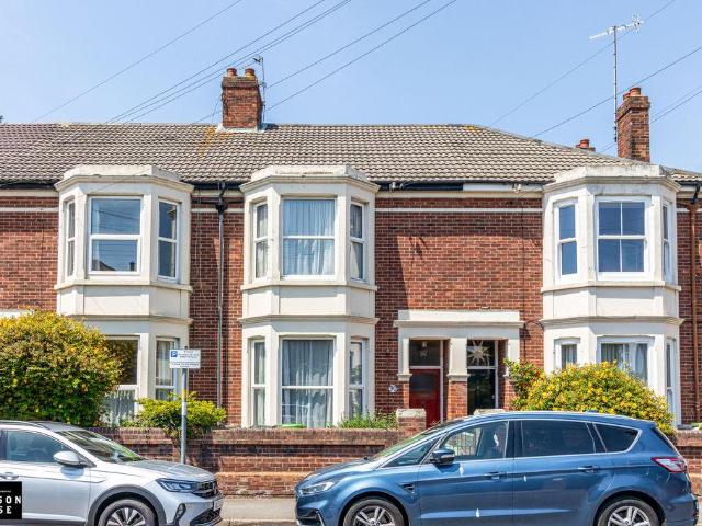 4 bedroom terraced house for sale