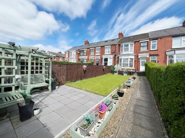 4 bedroom terraced house for sale