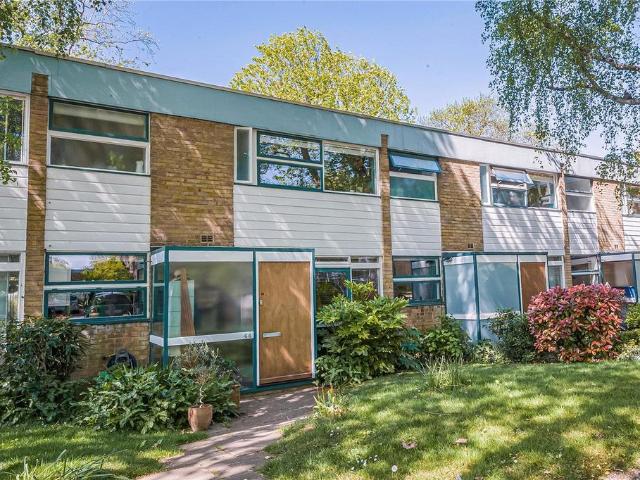 4 bedroom terraced house for sale