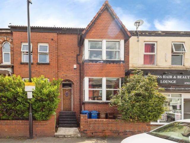 4 bedroom terraced house for sale