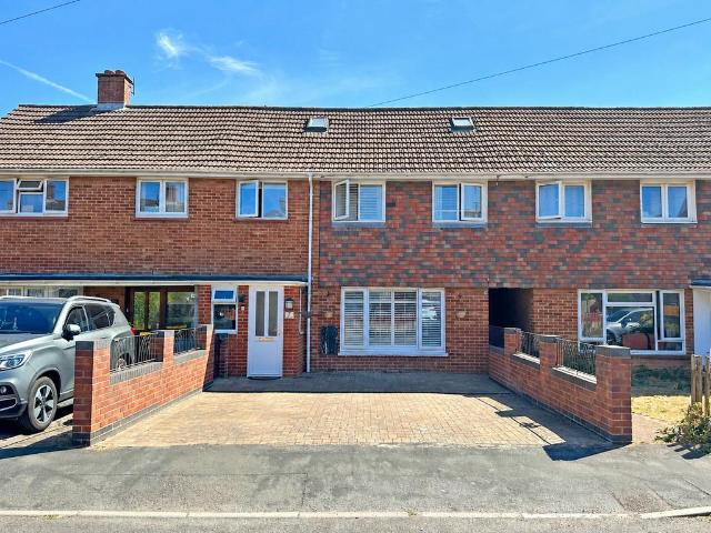4 bedroom terraced house for sale