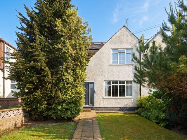 4 bedroom terraced house for sale