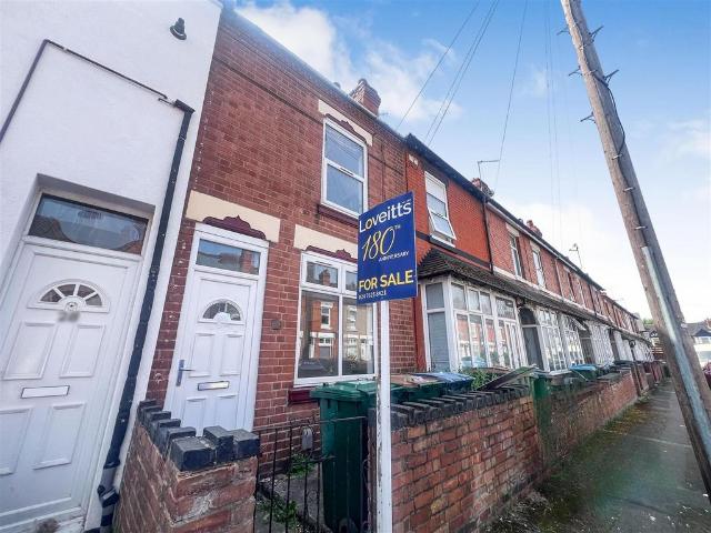 4 bedroom terraced house for sale