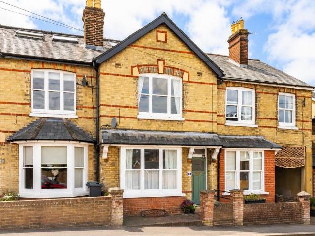 4 bedroom terraced house for sale