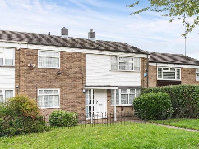 4 bedroom terraced house for sale