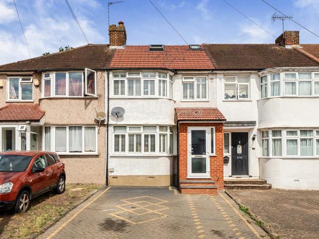 4 bedroom terraced house for sale