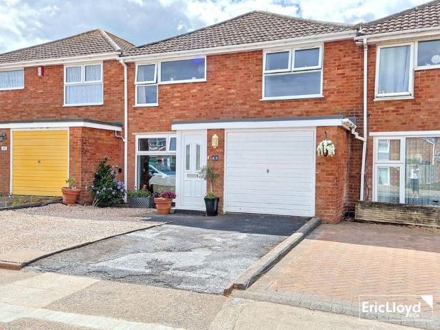 4 bedroom terraced house for sale